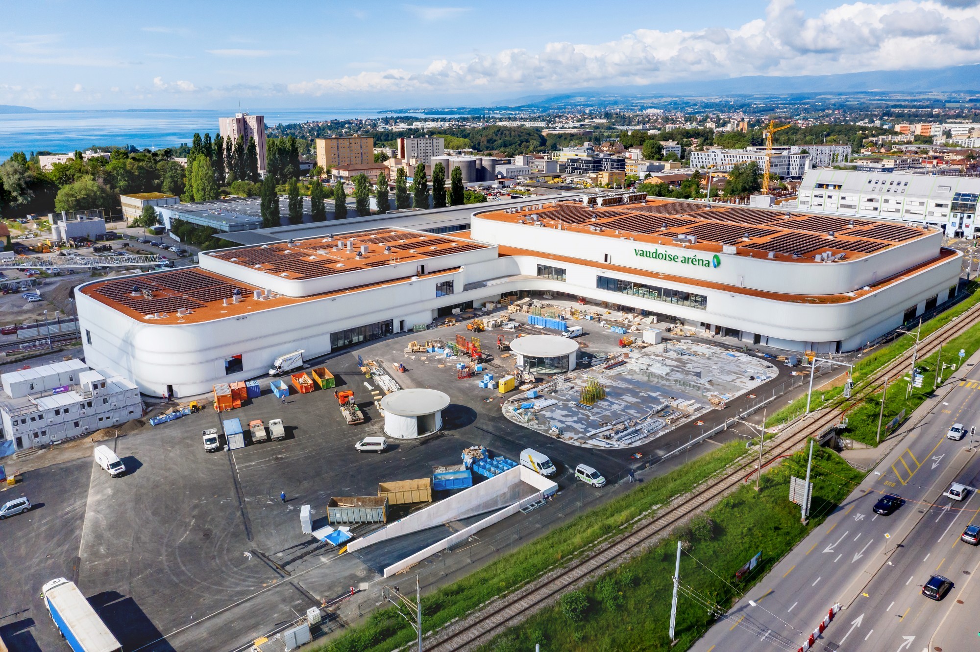 Accident mortel sur le chantier de la piscine de la Vaudoise Aréna de ...