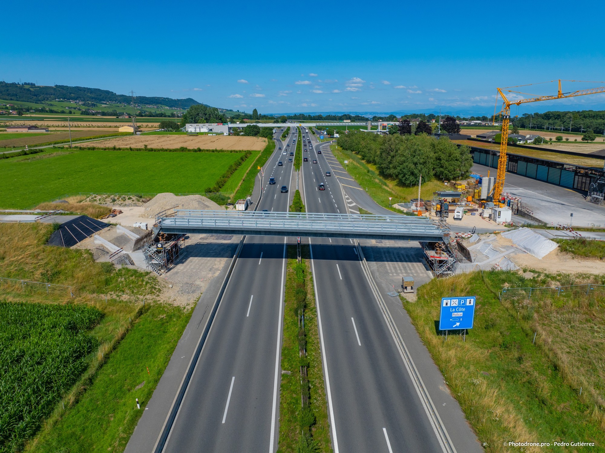 La traversée de l’autoroute A1 à Bursins entre dans l’ère du béton ...